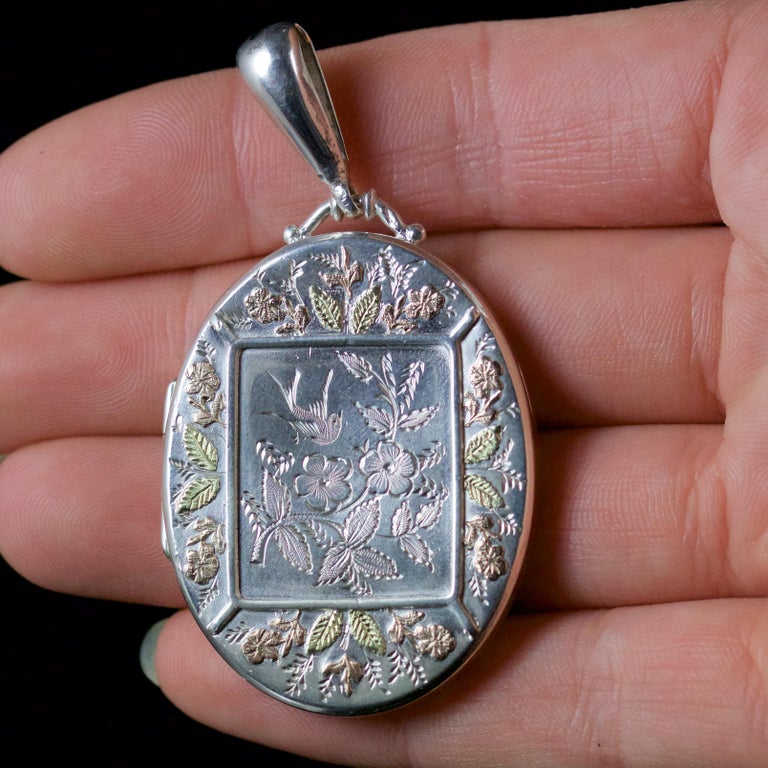 Antique Victorian Forget Me Not Locket Silver 18 Carat, circa 1880 at ...