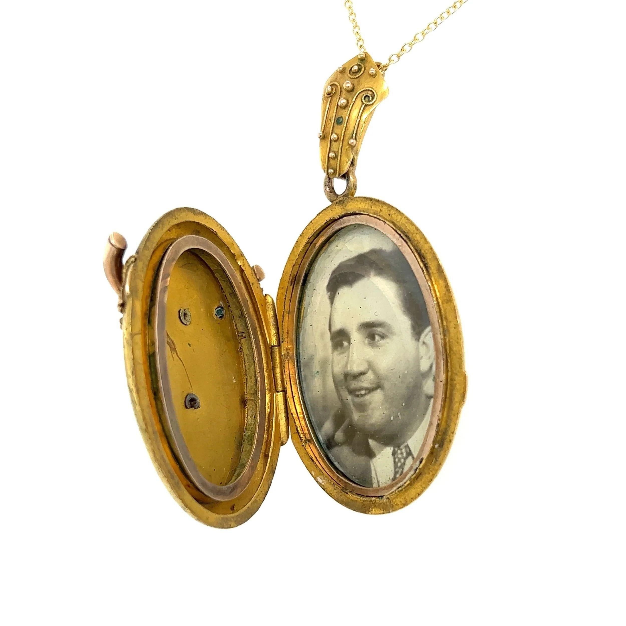 Antique Victorian Gold Photo Locket and Chain Vintage Pendant Necklace ...