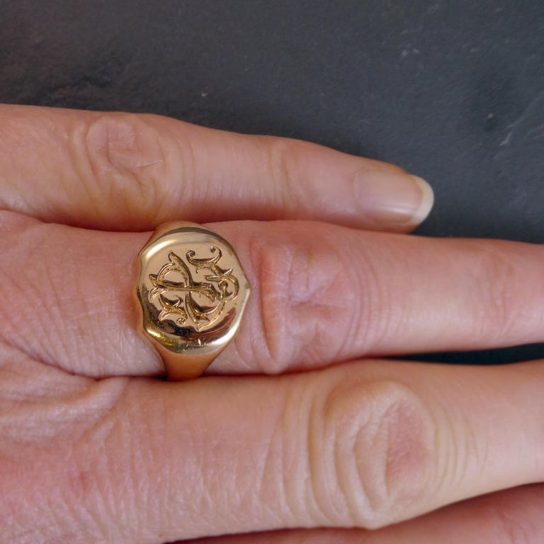 Antique Victorian Gold Signet Ring Hallmarked Chester, 1892 at 1stDibs