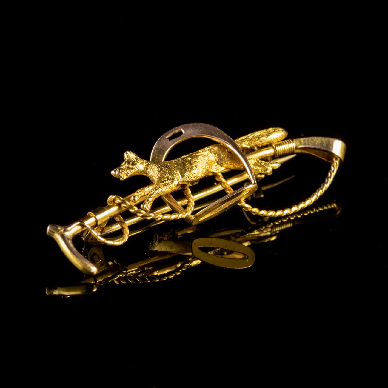 Antique Victorian Hunting 15 Carat Gold Victorian circa 1900 Brooch For ...