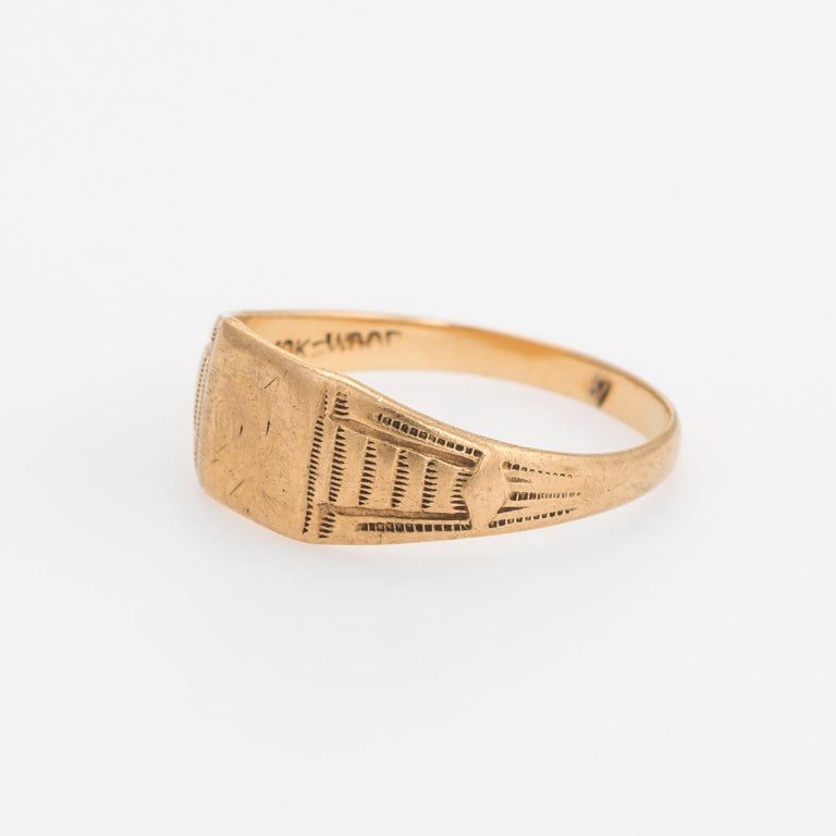 Antique Victorian JR Wood and Sons 10 Karat Yellow Gold Signet Ring ...
