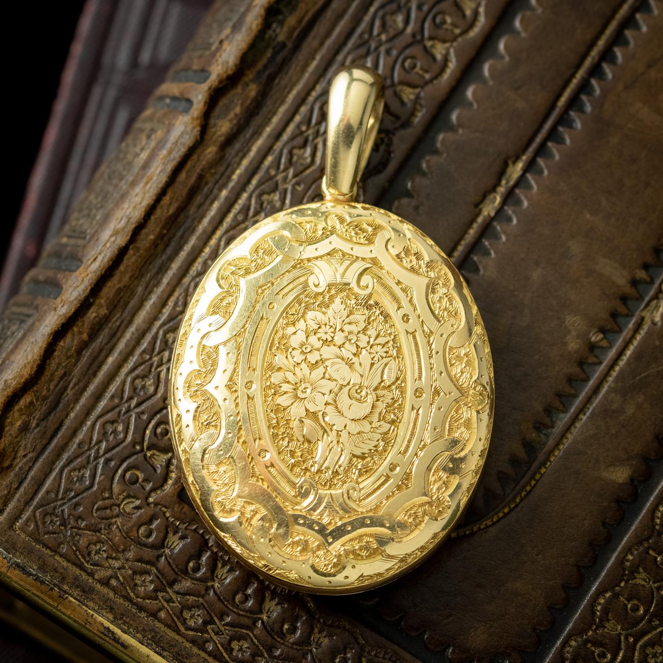 Antique Victorian Locket 18ct Solid Gold With Coloured Photographs For ...