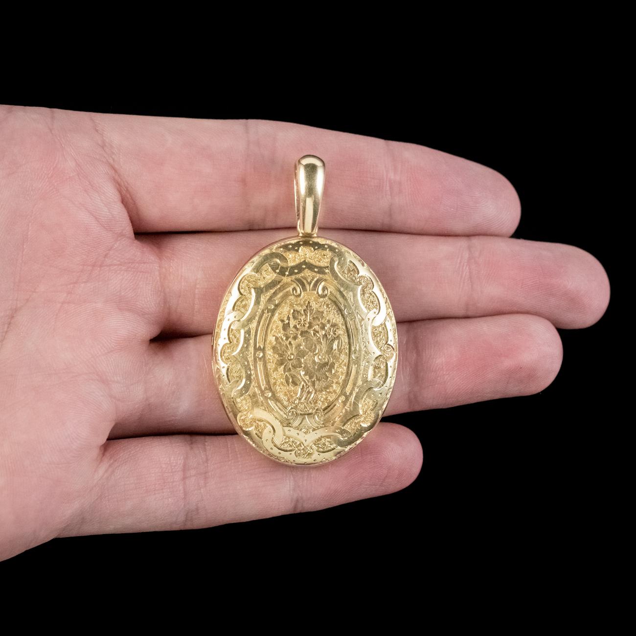 Antique Victorian Locket 18ct Solid Gold With Coloured Photographs For ...