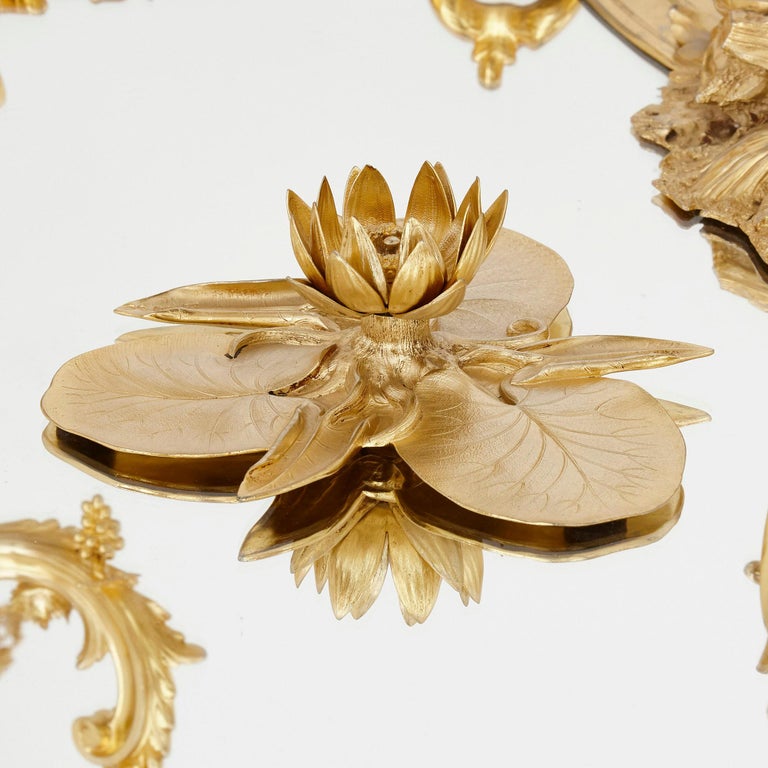 victorian table centrepiece