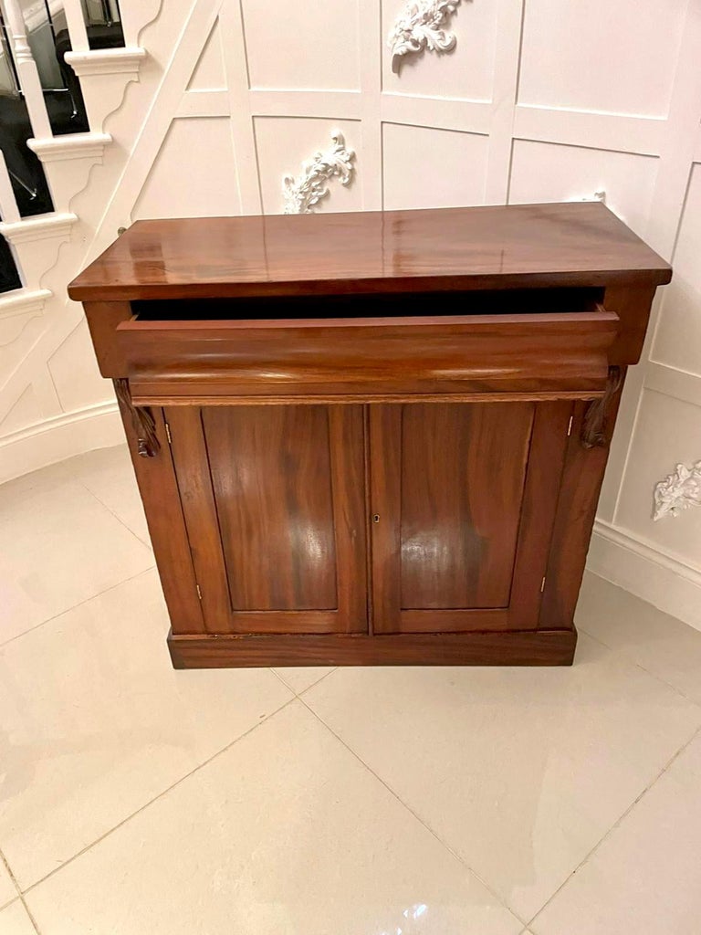 Antique Victorian Mahogany Sideboard For Sale at 1stDibs