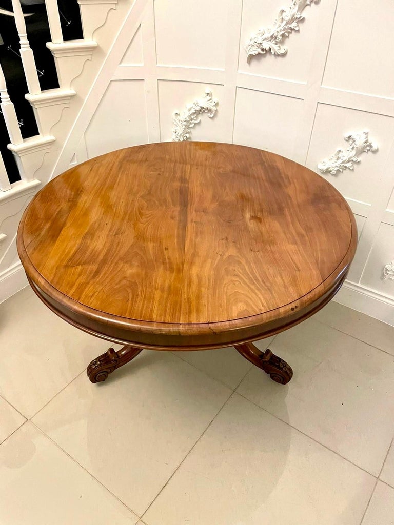 Antique Victorian Quality Figured Mahogany Circular Centre/Dining Table ...