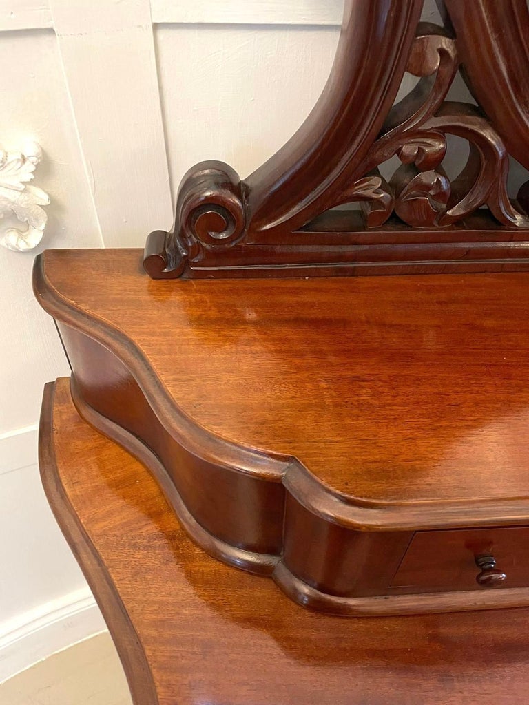 Antique Victorian Quality Mahogany Dressing Table For Sale at 1stDibs