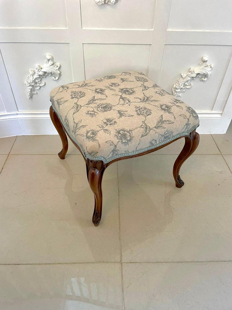 Antique Victorian Quality Walnut Stool For Sale at 1stDibs