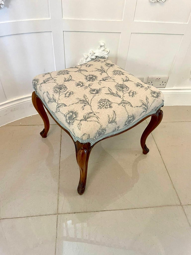 Antique Victorian Quality Walnut Stool For Sale at 1stDibs