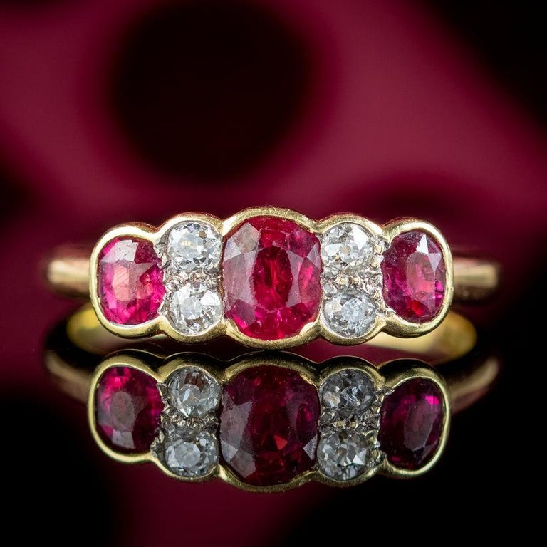 Antique Victorian Ruby Diamond Ring in 0.85ct Ruby For Sale at 1stDibs