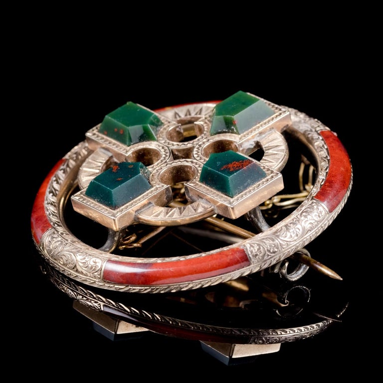 Antique Victorian Scottish 9 Carat Gold Agate Celtic Brooch, circa 1880 ...