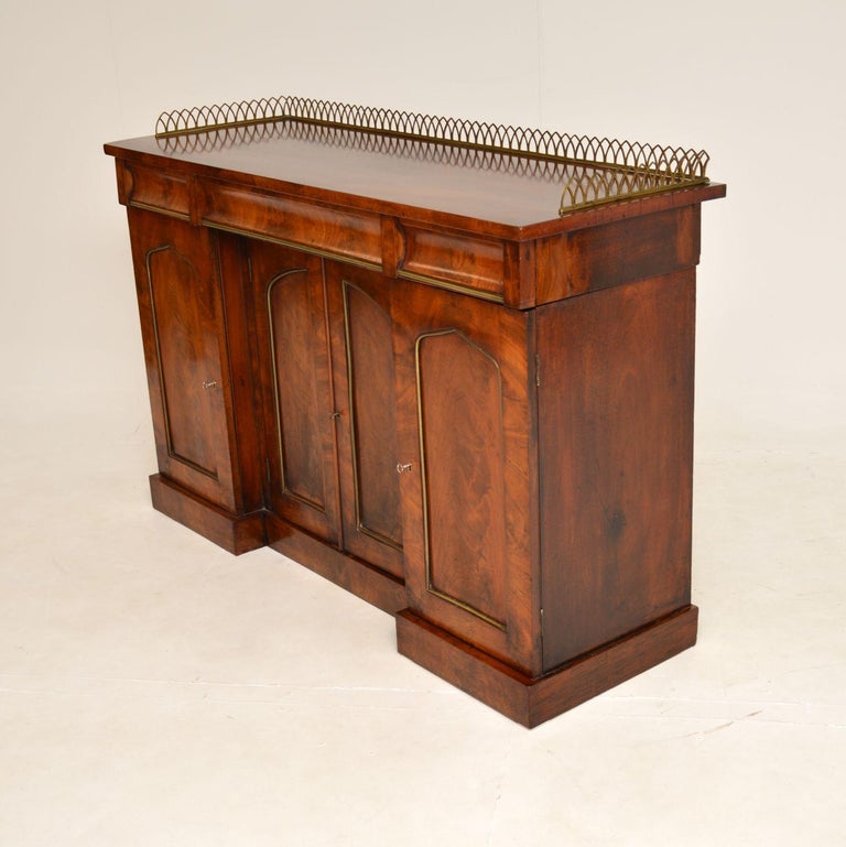 Antique Victorian Sideboard For Sale at 1stDibs
