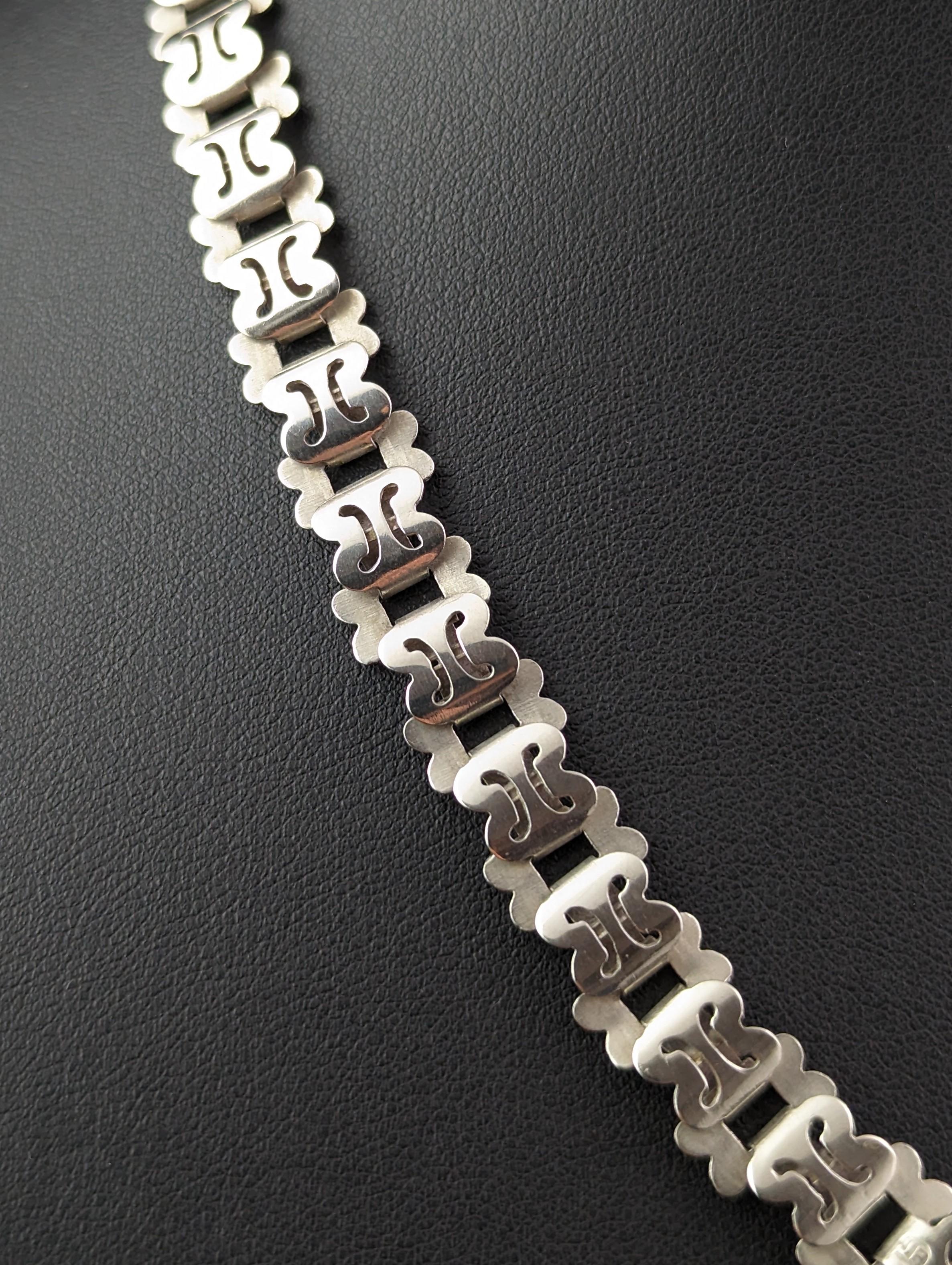 Antique Victorian Silver Book Chain Necklace, Aesthetic For Sale at 1stDibs