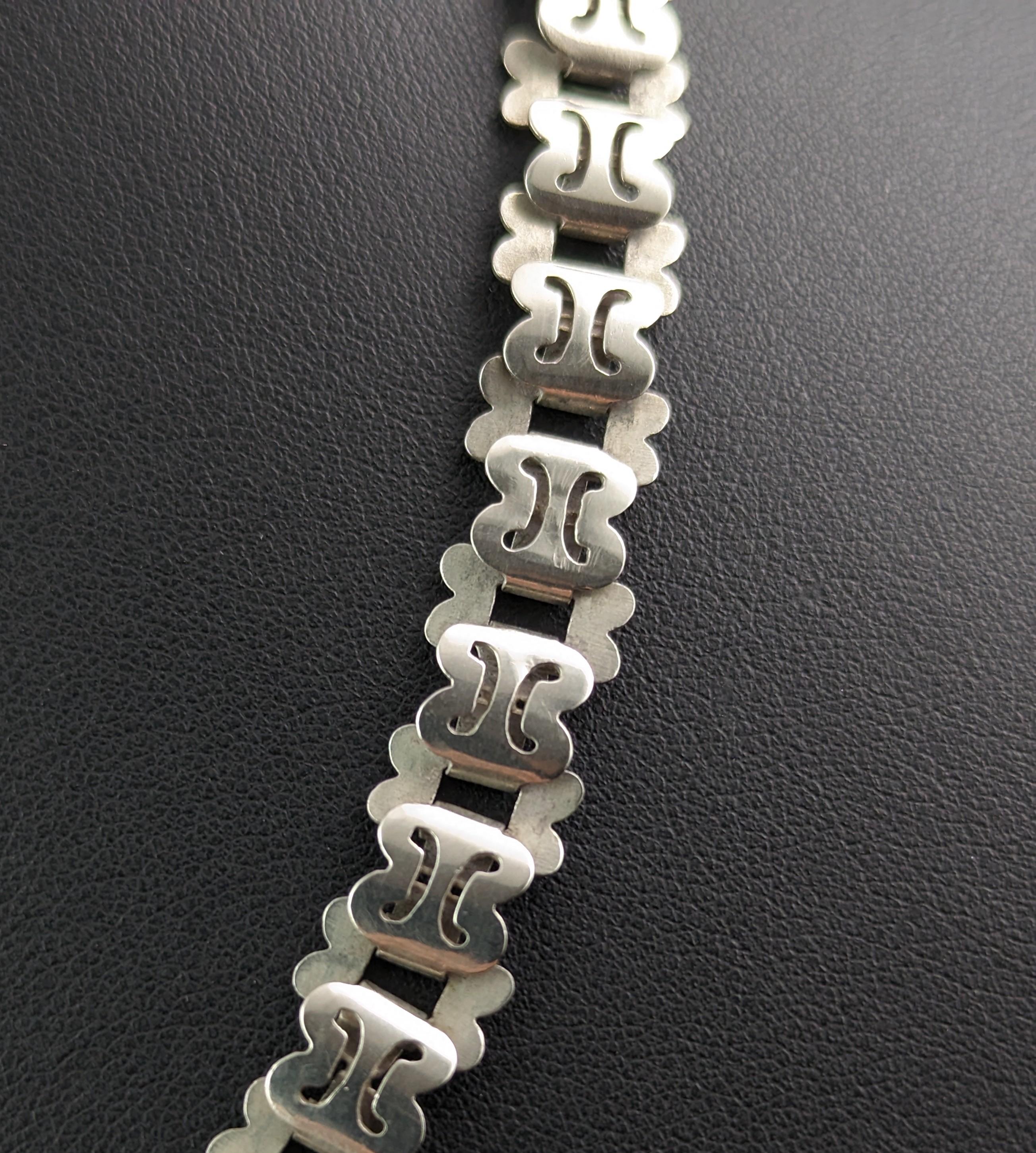 Antique Victorian Silver Book Chain Necklace, Aesthetic For Sale at 1stDibs