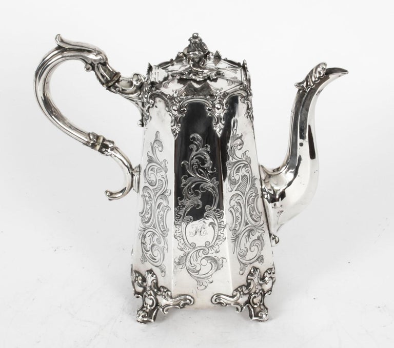 Antique Victorian Silver Plated Coffee Pot, 19th Century at 1stDibs