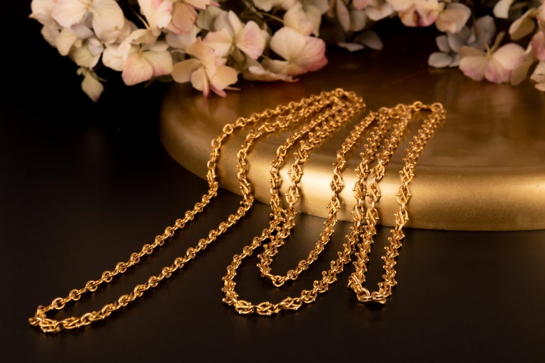 Antique Victorian Solid 18k Gold Chain Necklace For Sale at 1stDibs