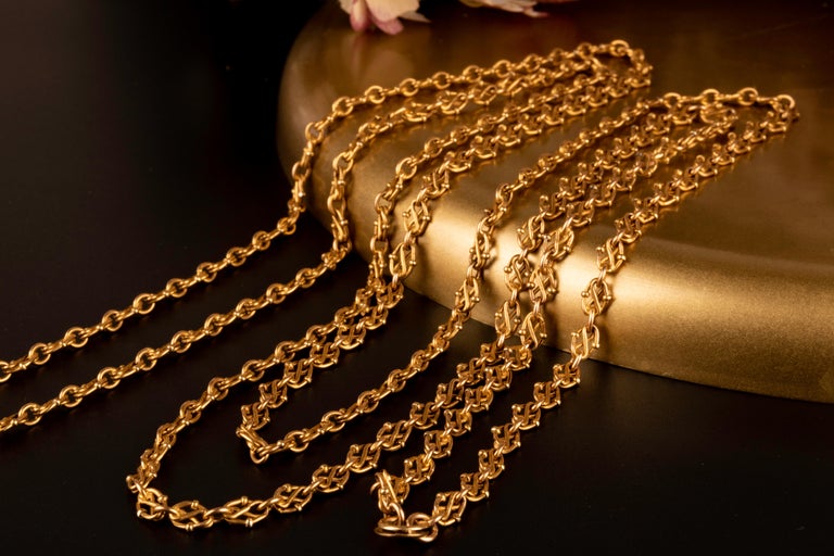 Antique Victorian Solid 18k Gold Chain Necklace For Sale at 1stDibs