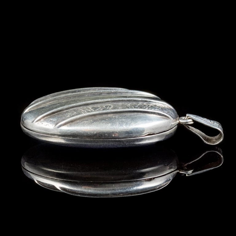 Antique Victorian Sterling Silver Ivy Locket, circa 1880 For Sale at ...