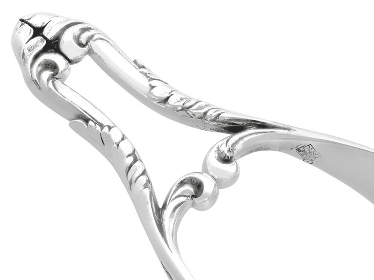 Antique Victorian Sterling Silver Serving Tongs For Sale at 1stDibs