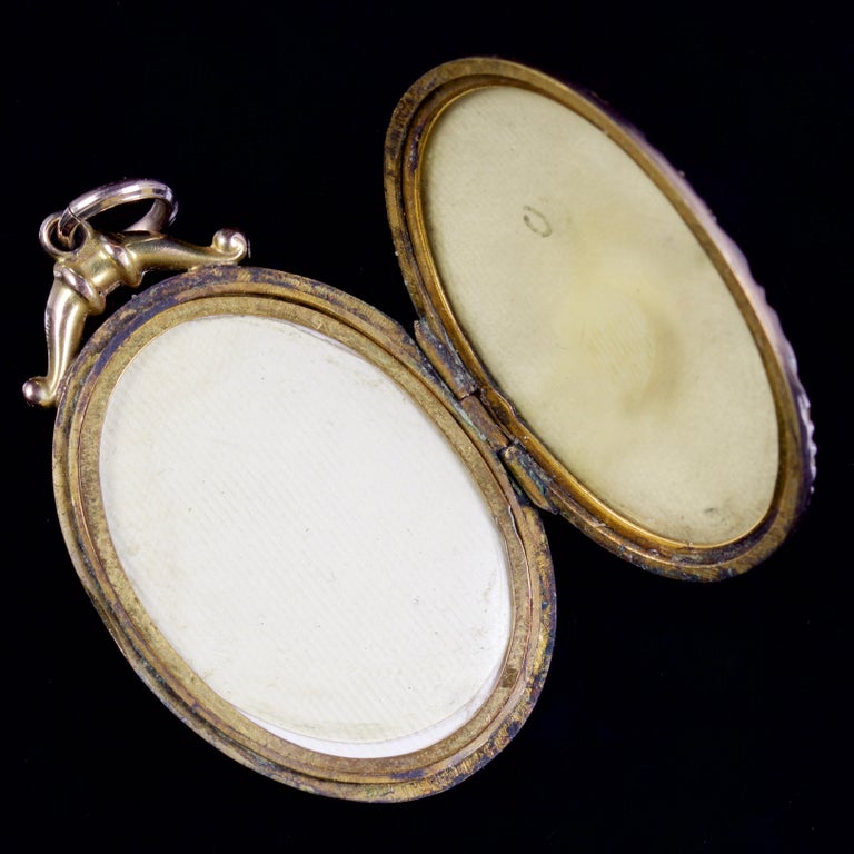 Antique Victorian Suffragette Locket 9 Carat Gold, circa 1900 at 1stDibs