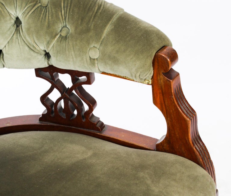 Antique Victorian Tub Chair, Late 19th Century at 1stDibs