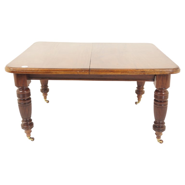 Antique Victorian Walnut Extending Dining Table Two Leaves, Scotland 1880, H932 For Sale at 1stDibs