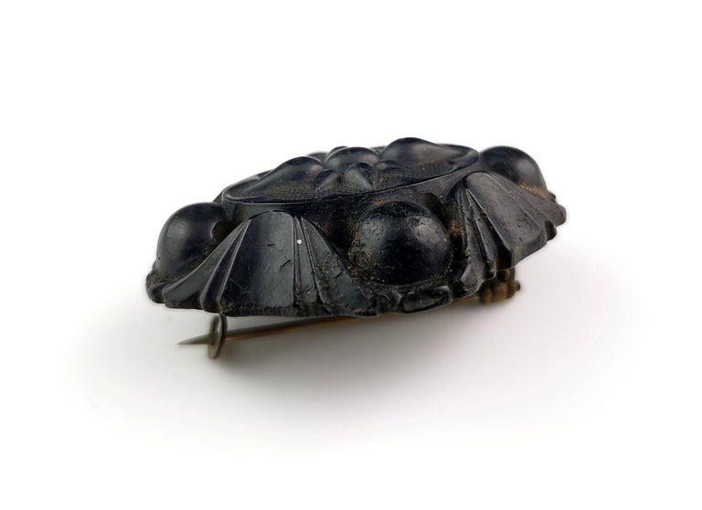 Antique Victorian Whitby Jet brooch For Sale at 1stDibs