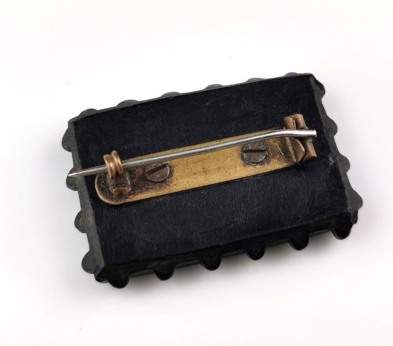Antique Victorian Whitby Jet Mizpah brooch For Sale at 1stDibs
