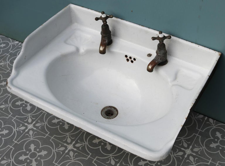 Antique Vitreous Enamelled Cast Iron Basin For Sale at 1stDibs ...