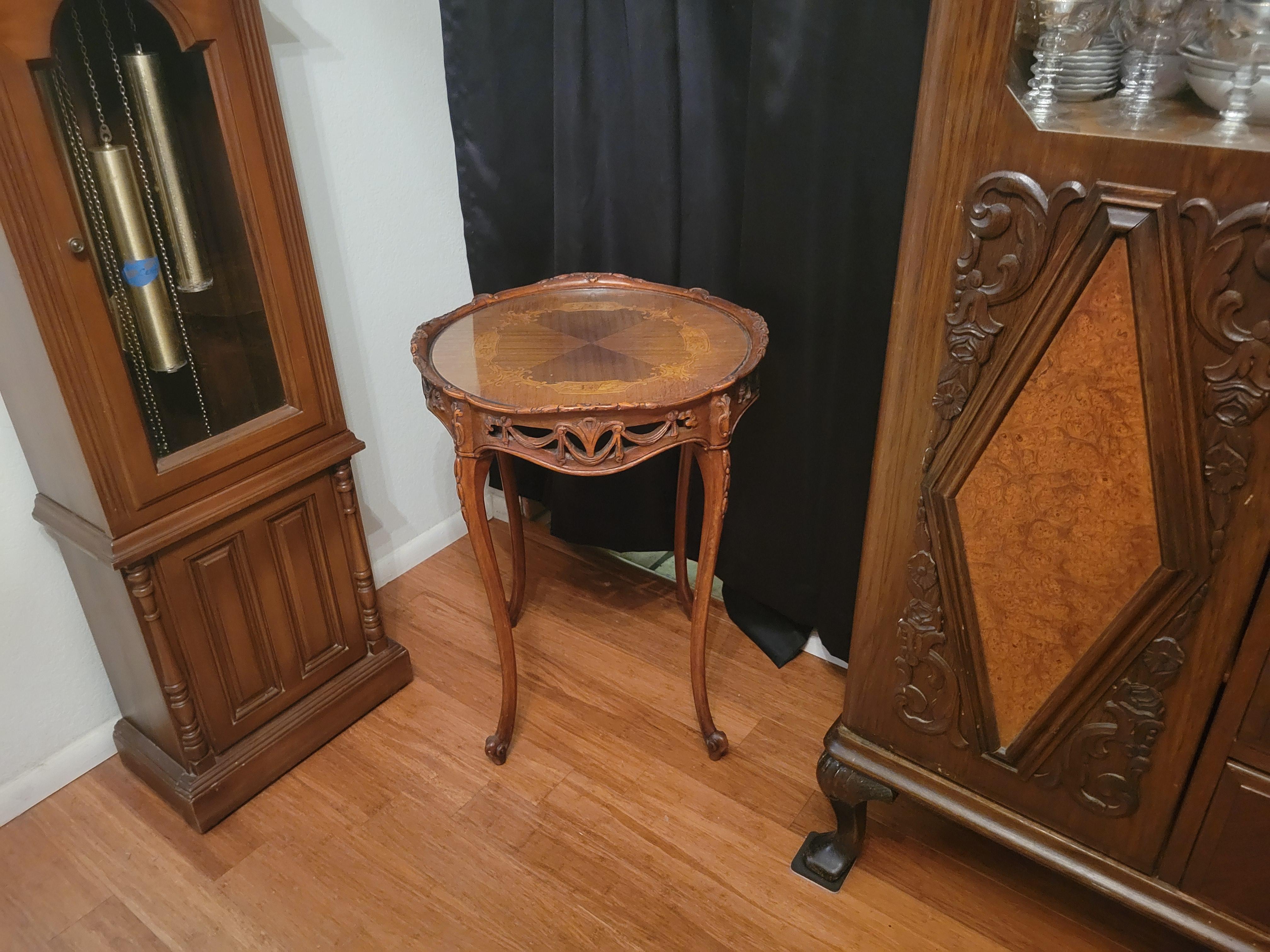 Antique Hand-Carved Weiman Heirloom Walnut Table For Sale at 1stDibs