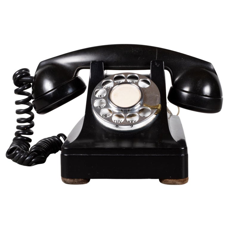 Telephone ancien Western Electric Modèle 302 avec cadran rotatif, vers ...