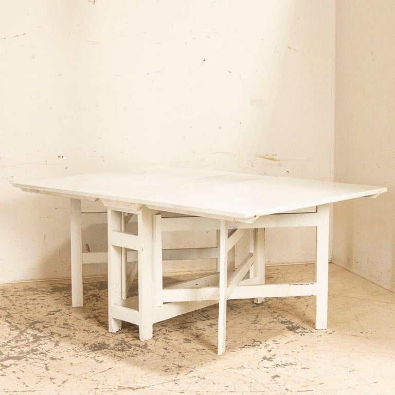 Antique White Painted Gate Leg Drop-Leaf Table from Sweden at 1stDibs