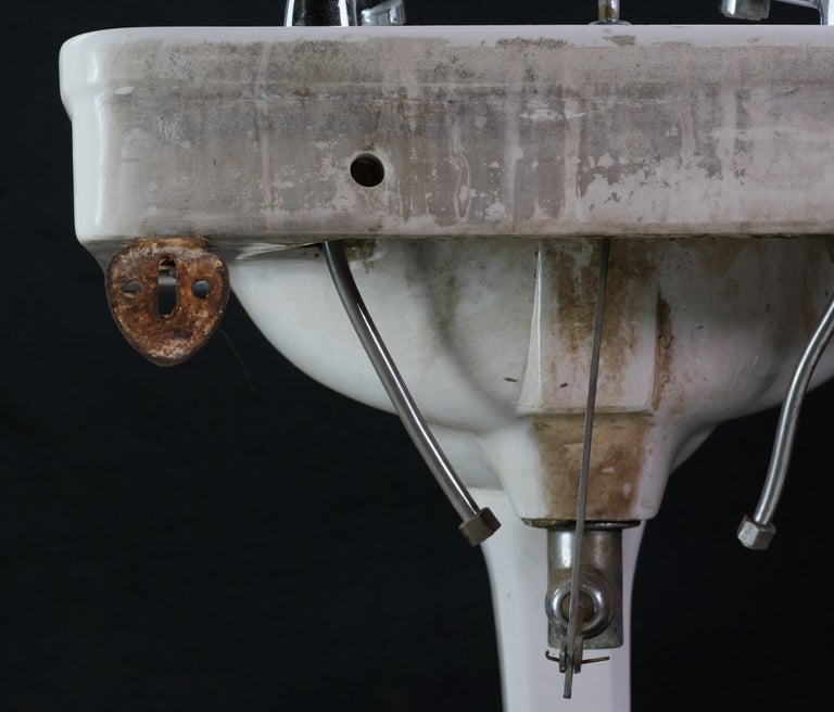 Antique White Porcelain Peg Leg Pedestal Sink For Sale at 1stDibs | peg ...
