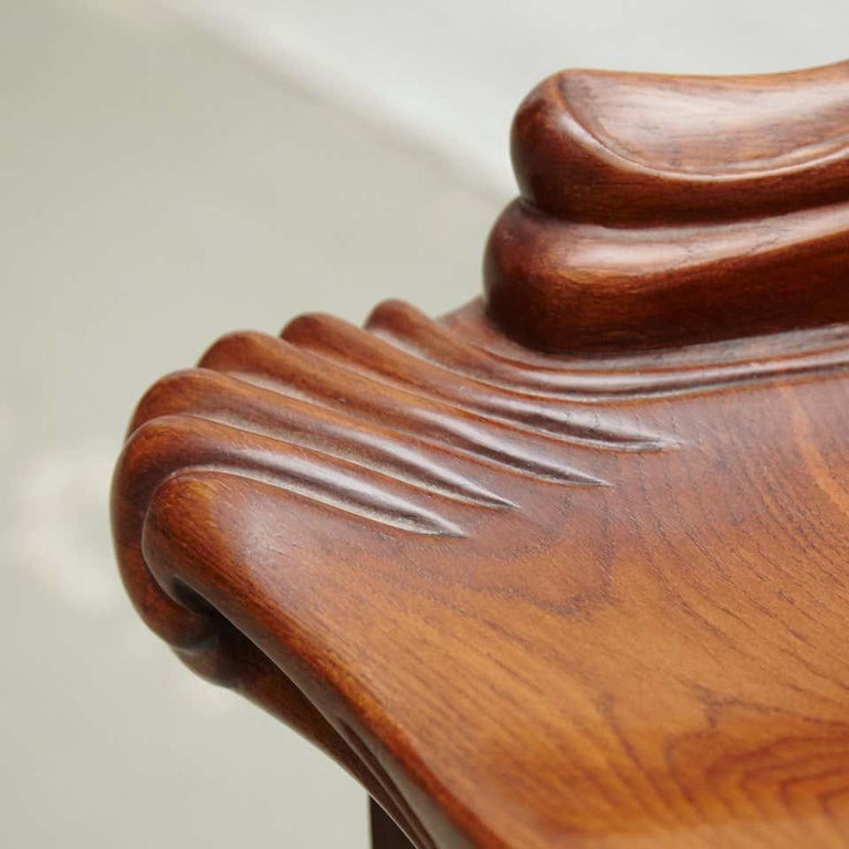 Antoni Gaudí Calvet Stool, circa 1970 For Sale at 1stDibs