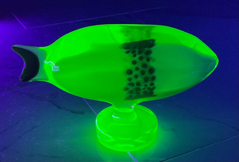 Antonio da Ros Cenedese Uranium Glass Murrine Fish Sculpture Signed For ...