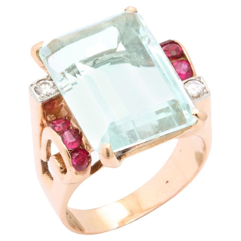 Aquamarine and Ruby Gold Ring For Sale at 1stDibs