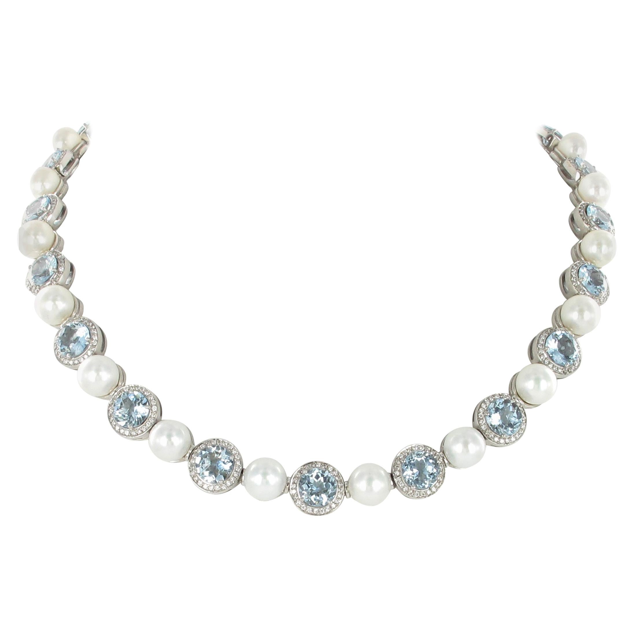 Trifari 1960s Vintage Silver Tone Bow Necklace For Sale At 1stdibs
