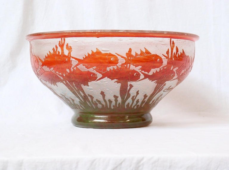 "Aquarium" a Cameo Glass Center Piece by Charder Le Verre français ...
