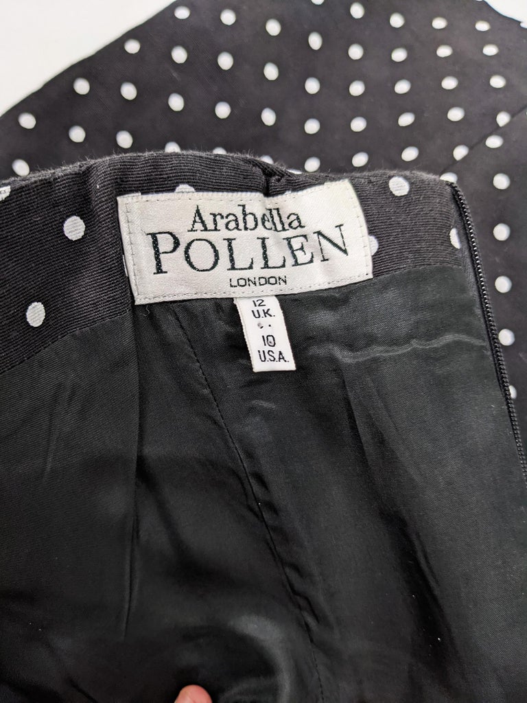 Arabella Pollen 1980s Vintage Love Heart Sculptural Bust Dress at ...