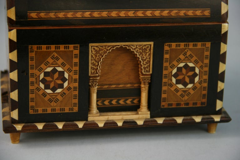 Arch Top Inlaid Wood Box For Sale at 1stDibs