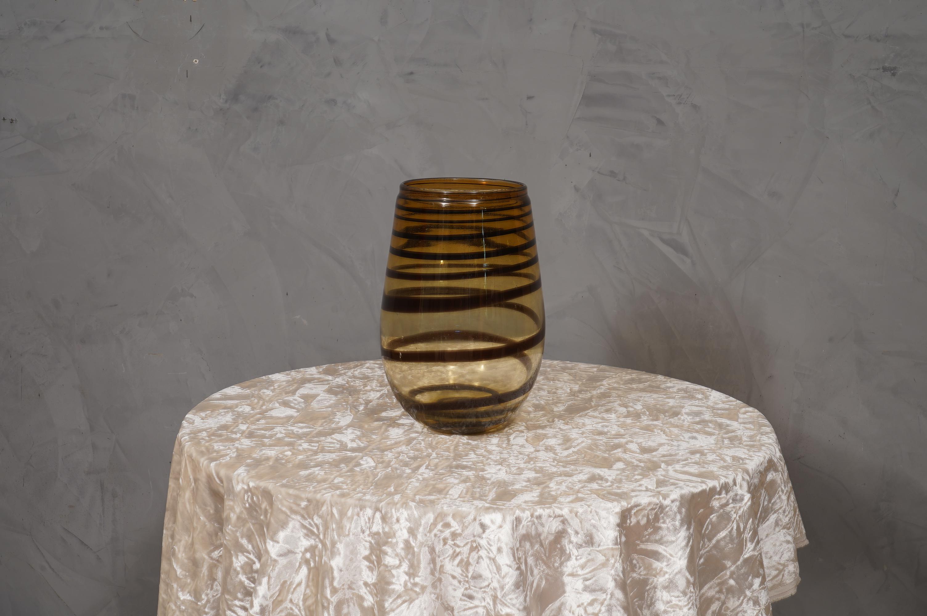 Archimede Seguso Murano Glass Amber Color Vase, 1980 For Sale at 1stDibs