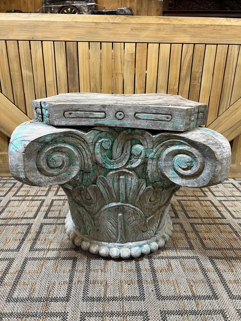 Architectural Corinthian Carved Wood Capital For Sale at 1stDibs