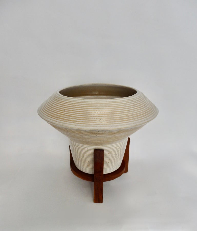 Zanesville Stoneage Modern Homespun line Planter Pot in Walnut Base at ...