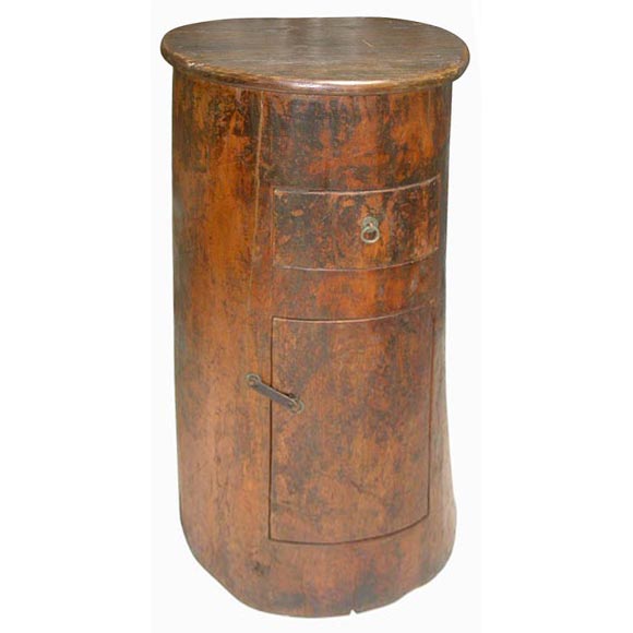 Unusual Primitive Po table at 1stDibs