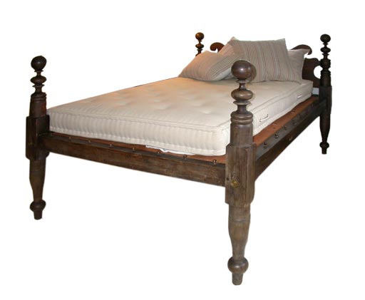 Early American Turned Rope Beadstead at 1stDibs