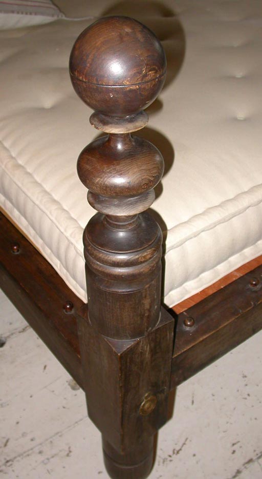 Early American Turned Rope Beadstead at 1stDibs