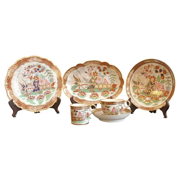 Collection of 30 Flight, Barr, and Barr "Fence Pattern" Pieces at 1stDibs