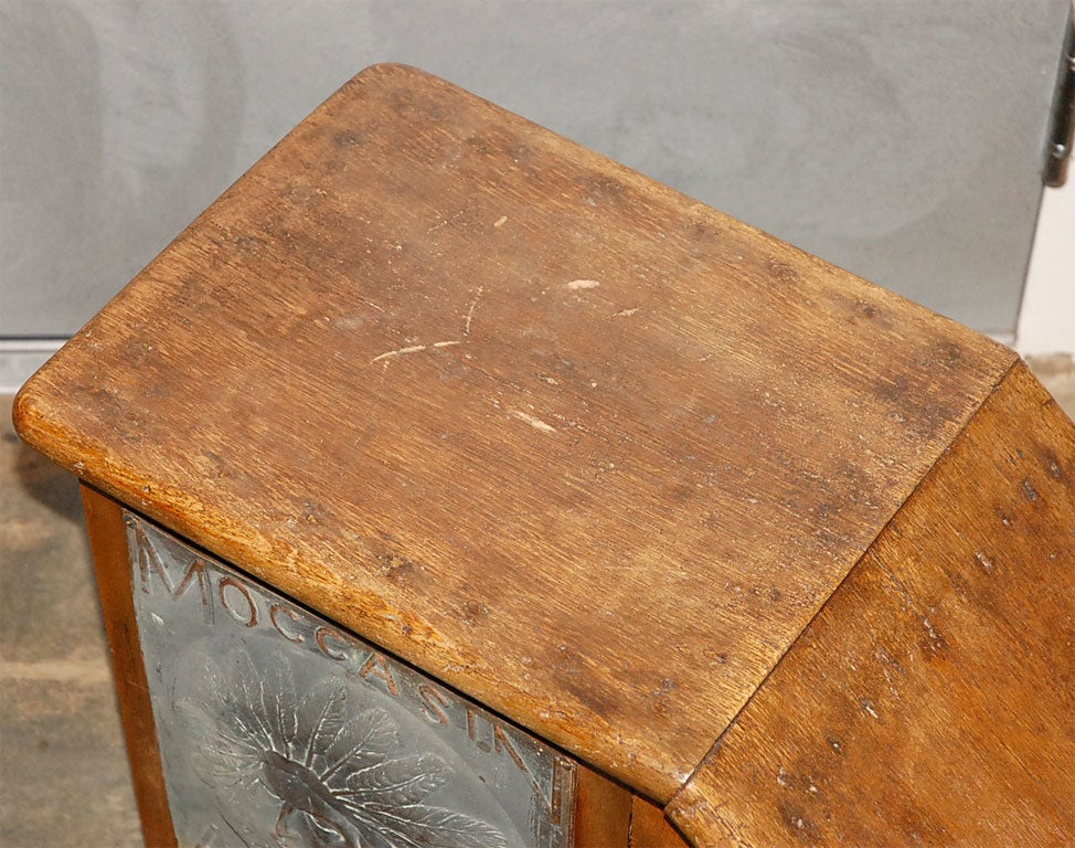 Moccasin Agency Shoe Fitting Stool For Sale at 1stDibs | vintage shoe ...