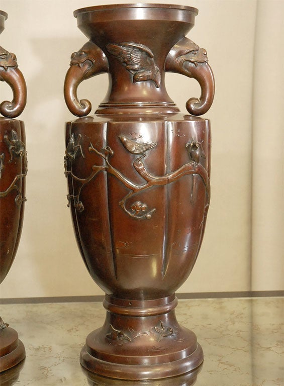 PAIR OF JAPANESE BRONZE URNS at 1stDibs