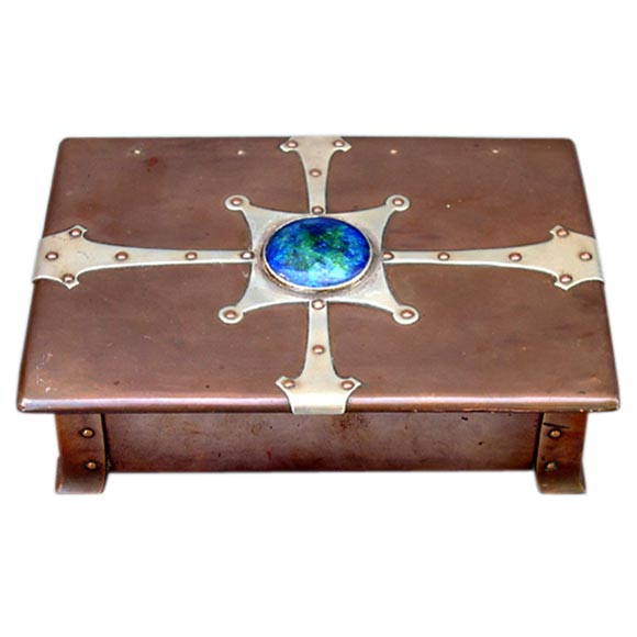 An Arts and Crafts period copper box at 1stDibs